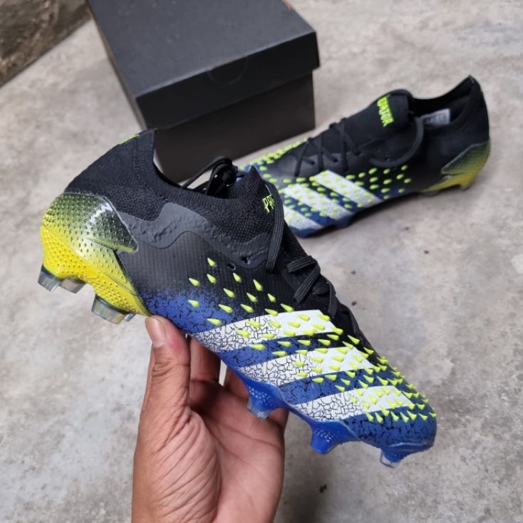 Jual Sepatu Bola Adidas Predator Freak 1 Superlative Blue Fg | Shopee ...