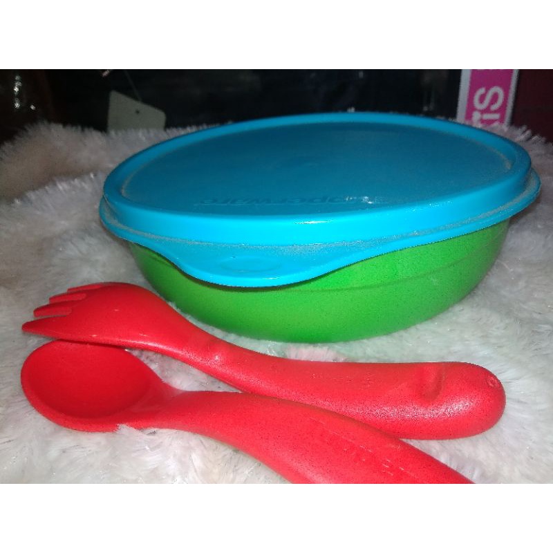 Jual Feeding plate 430 ml and Cutlery Tiwi'kids TUPPERWARE | Shopee ...