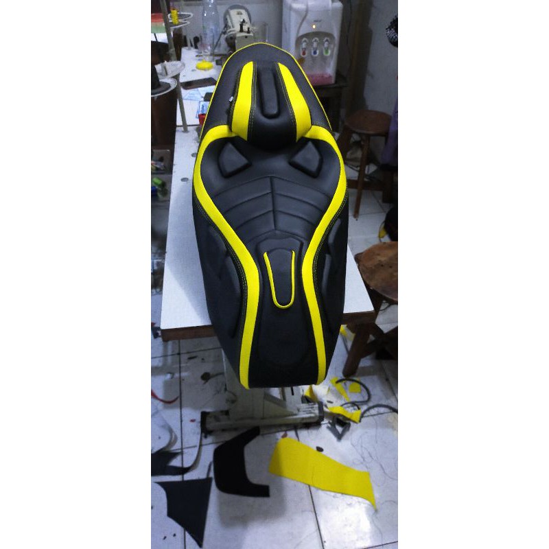 Jual Jok modif Aerox MBtech - jok PCX modifikasi custom - Jok N max ...