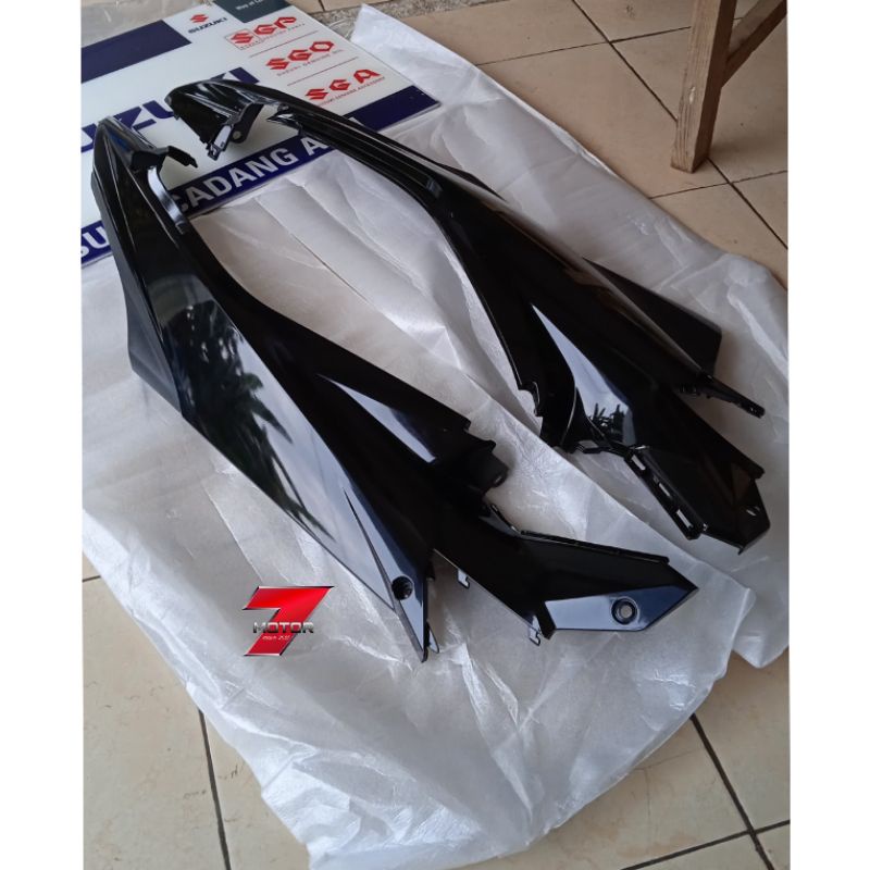 Jual BODY KIRI KANAN SATRIA FU FACELIFT HITAM ASLI ORIGINAL SUZUKI SGP ...