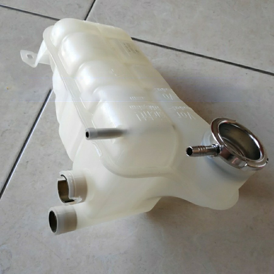 Jual Wiusnu Store - Tabung Air Radiator 300E 230E w124 / Reservoir ...