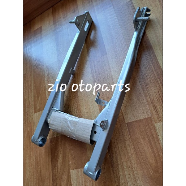 Jual Swing Arm Supra x125 Lengan Ayun Garpu Sasis Belakang Supra x125 ...