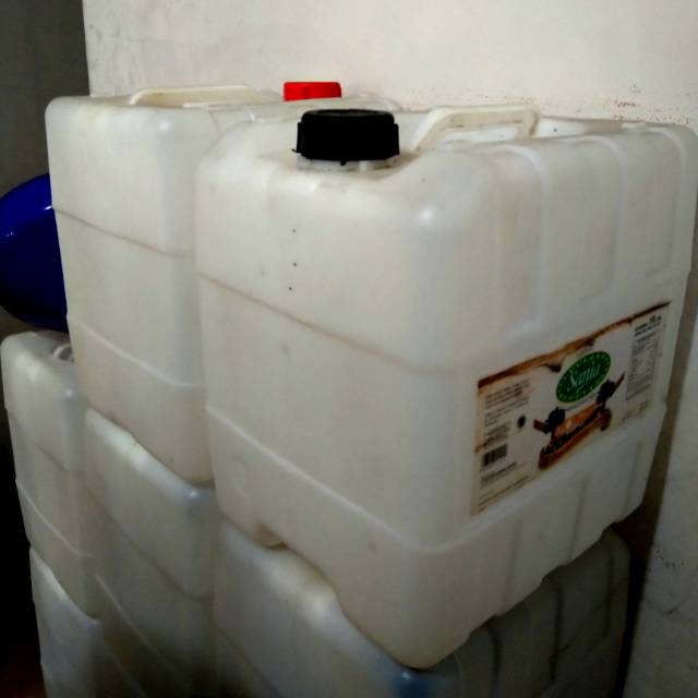 Jual Jerigen Minyak Sayur Bekas 18L | Shopee Indonesia