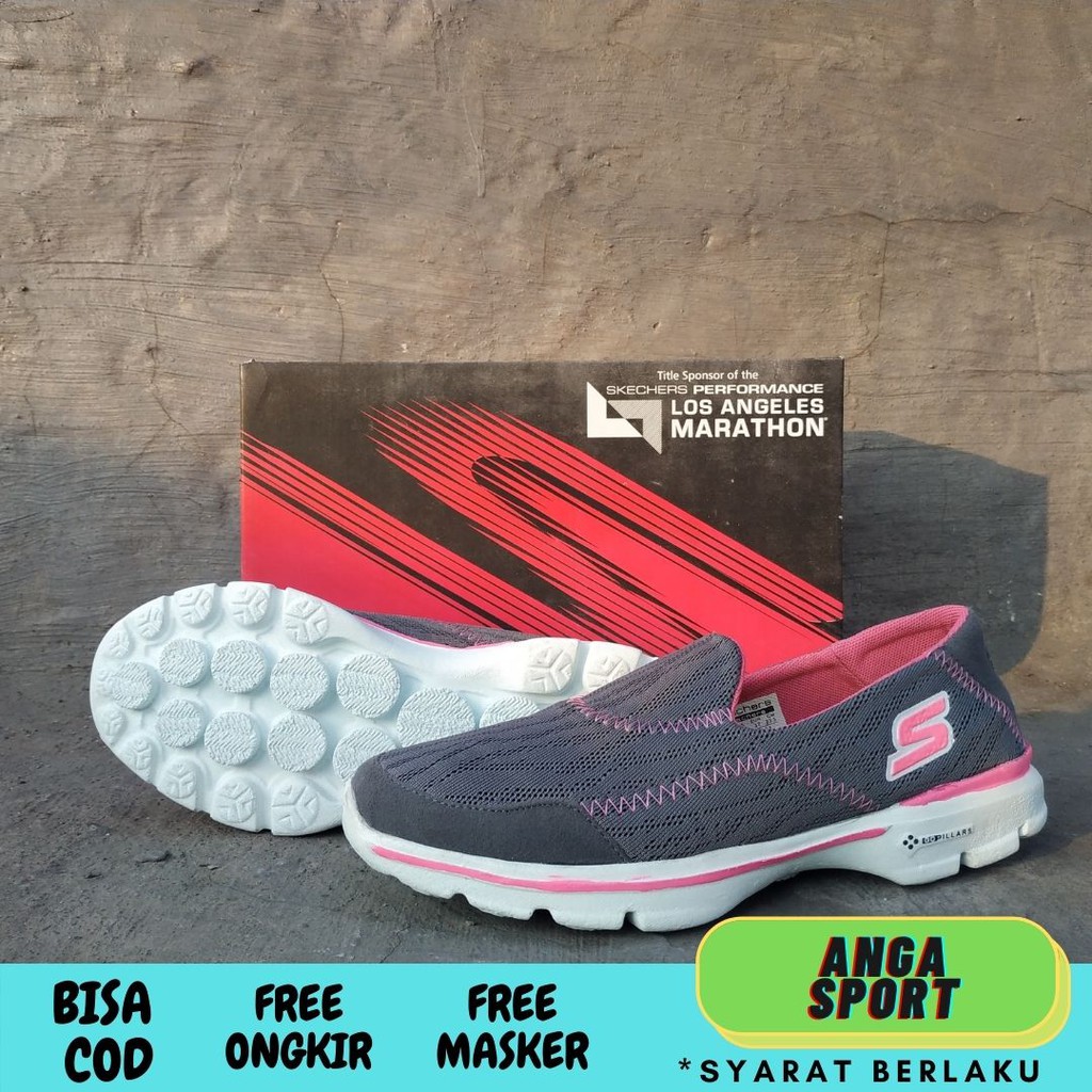 Jual SEPATU WANITA SLIP ON SKECHERS GO WALK SEPATU SLOP CEWEK MADE IN ...