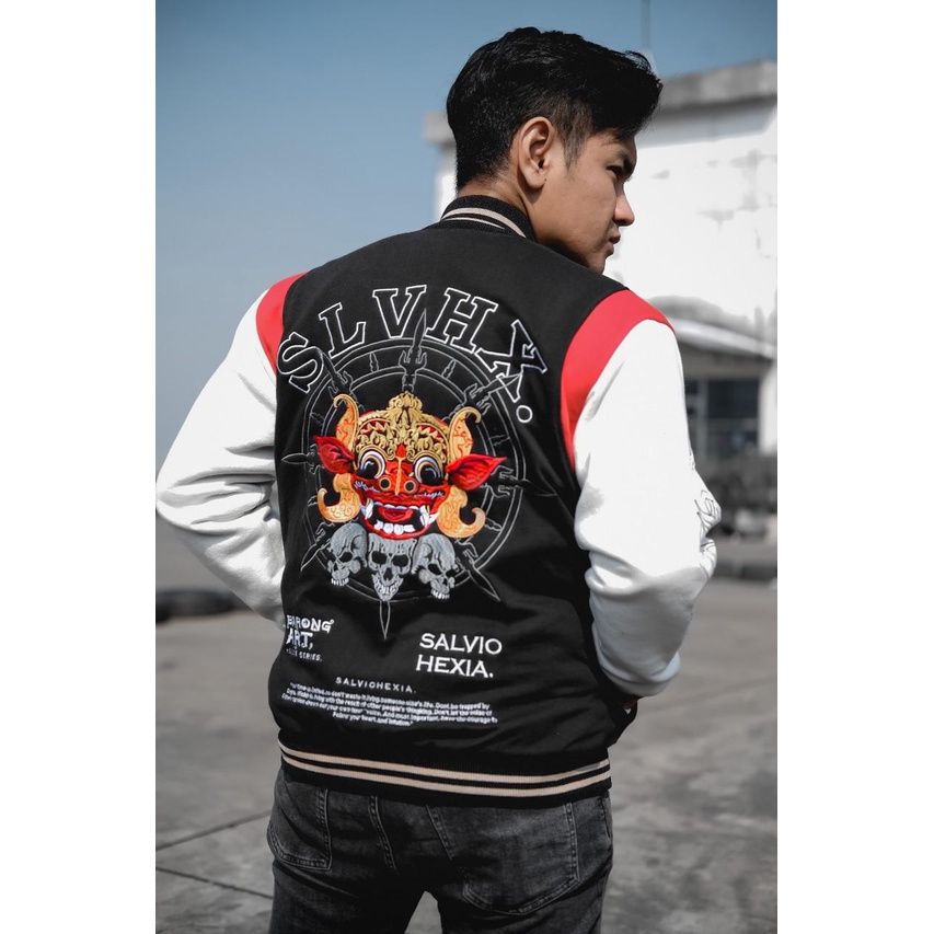 Jual JACKET VARSITY NEW HITAM CREAM BARONG Jaket Varsity Pria Premium ...