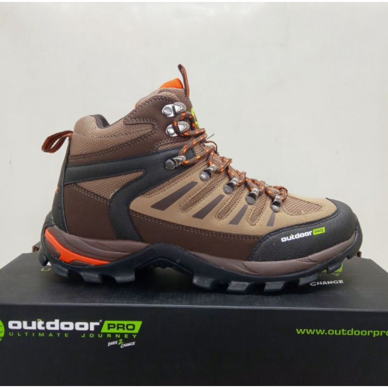 Jual Sepatu Gunung Outdoor Pro LYNK free kaos kaki - Sepatu Outdoor Pro ...