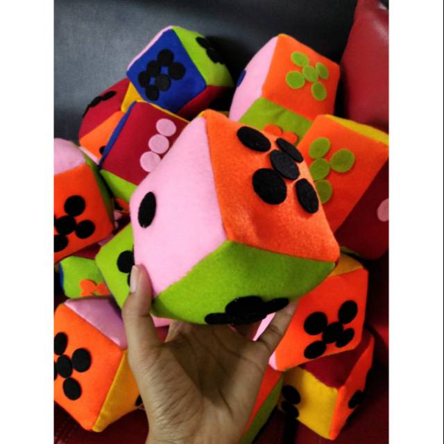 Jual Dadu Flanel | Dadu Ular Tangga Jumbo | Dadu Bantal | Shopee Indonesia