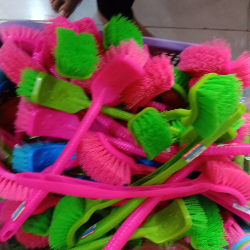 Jual SIKAT LANTAI GAGANG PANJANG / SIKAT WC MODEL LENGKUNG / NAGOYA ...