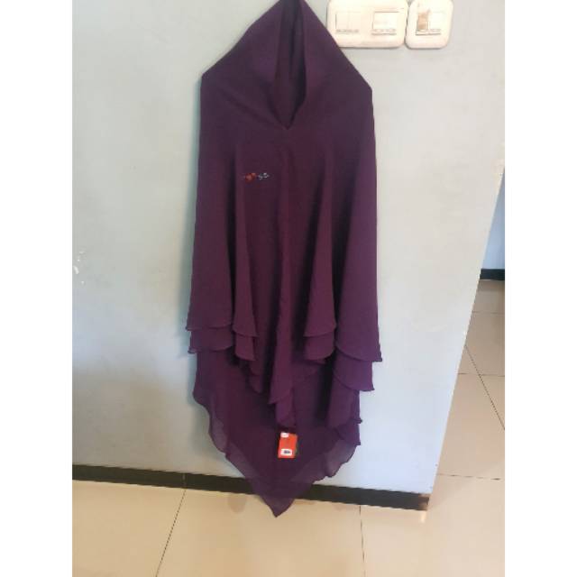Jual Sisesa new khimar rania dark purple warna cantik sale 1jt | Shopee ...