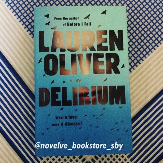 Jual Novel Delirium by Lauren Oliver (hardcover) | Shopee Indonesia