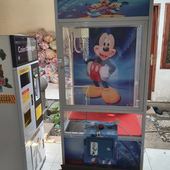 Jual mesin capit boneka | claw machine | Shopee Indonesia