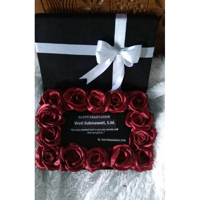Jual Flower Box bunga mawar buket hadiah wisuda ulang tahun | Shopee ...