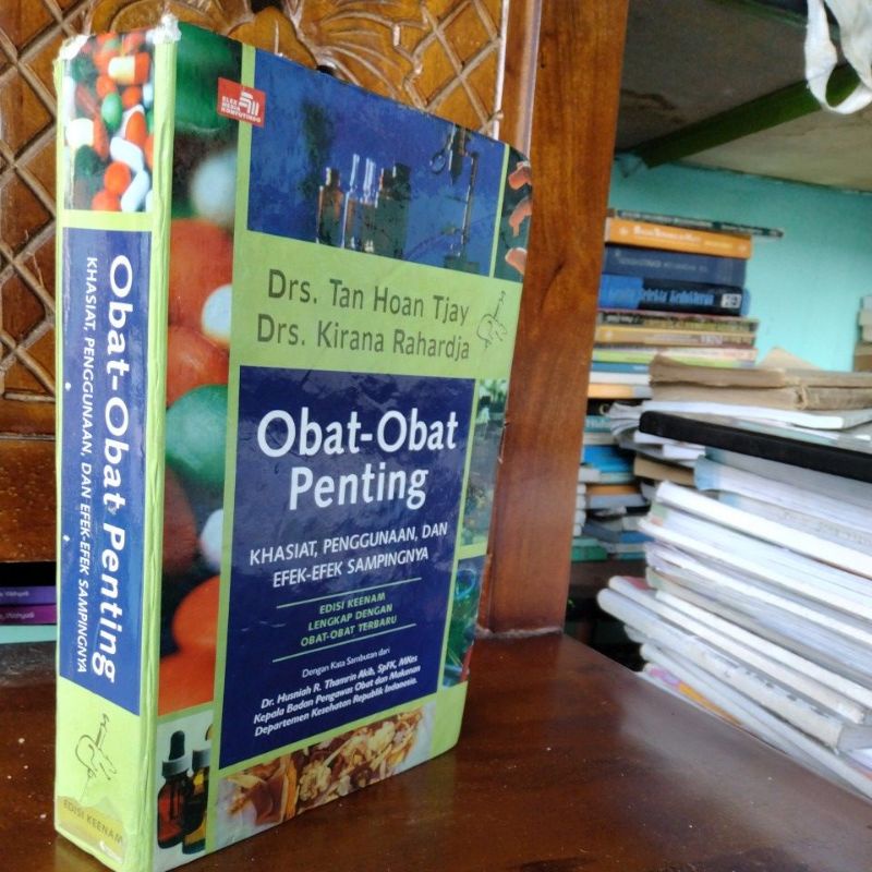 Jual buku Obat Obat Penting by Drs. Tan Hoan Tjay,Drs Kirana Raharja ...