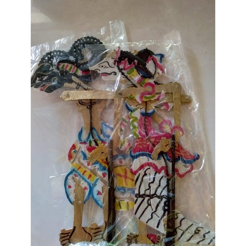 Jual WAYANG KULIT MINI SET / ARJUNA SRIKANDI, KAMAJAYA RATIH, RAMA ...