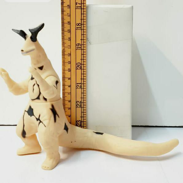 Jual Action Figure Eleking Monster series kaiju ultraman figur | Shopee ...