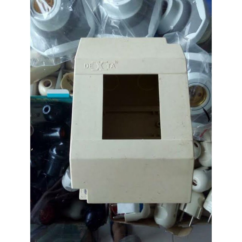 Jual Box MCB 2/4 Group Grup OB Outbow Fuse Module DEXTA | Shopee Indonesia