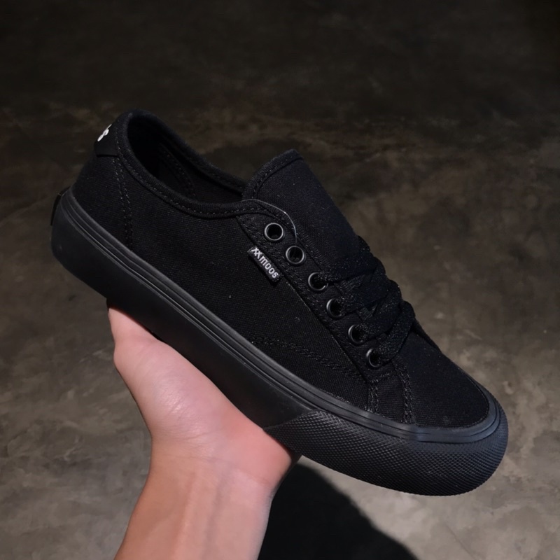 Jual Sepatu Moos Ox Goofy All Black | Shopee Indonesia