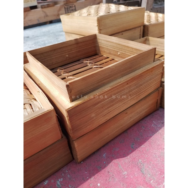 Jual Kukusan bambu set 2 wadah 1 tutup 15x15cm dimsum kotak /Kukusan ...