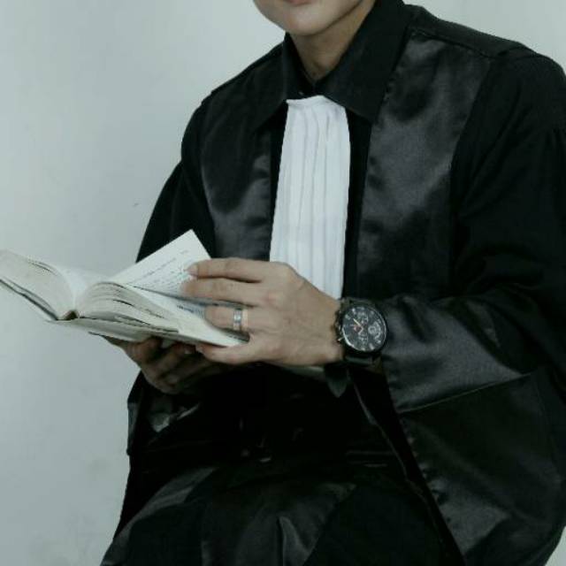 Jual Toga Advokat Toga Pengacara + Dasi Toga Bahan Jet Black PREMIUM ...