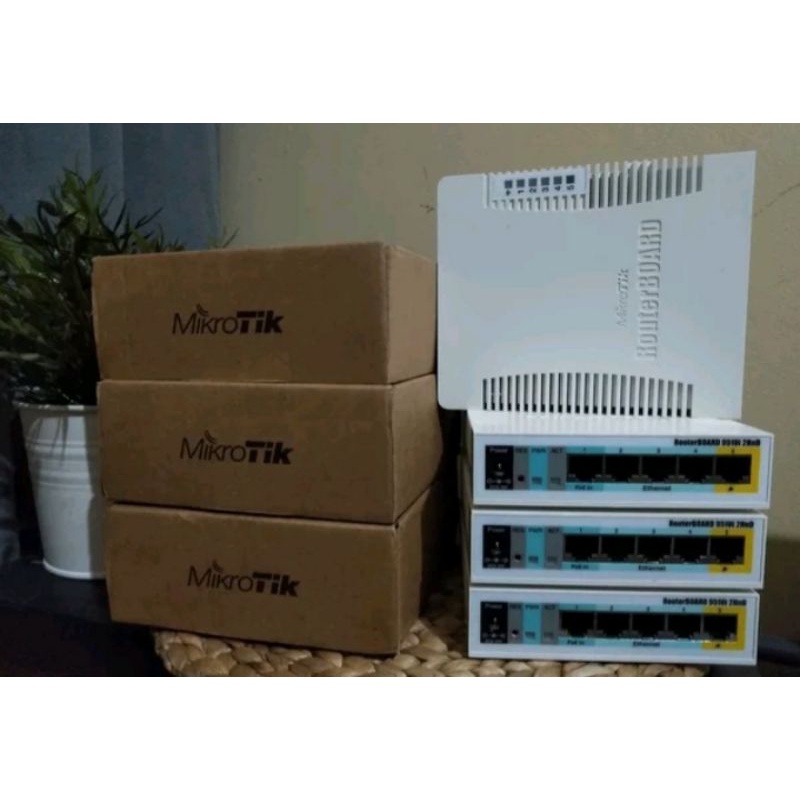 Jual Mikrotik RouterBoard RB951Ui 2HND | Shopee Indonesia