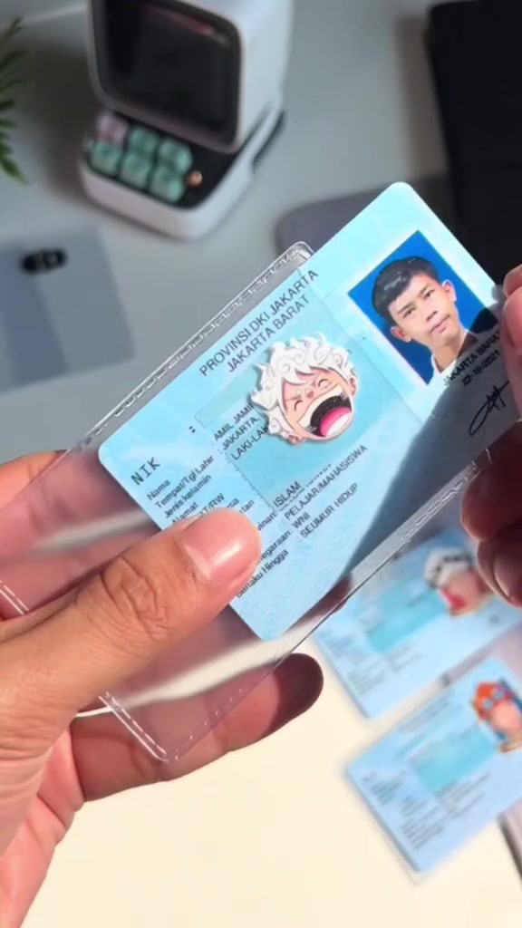 Jual Pelindung KTP Cover Id Card design anime lucu unik | Shopee Indonesia