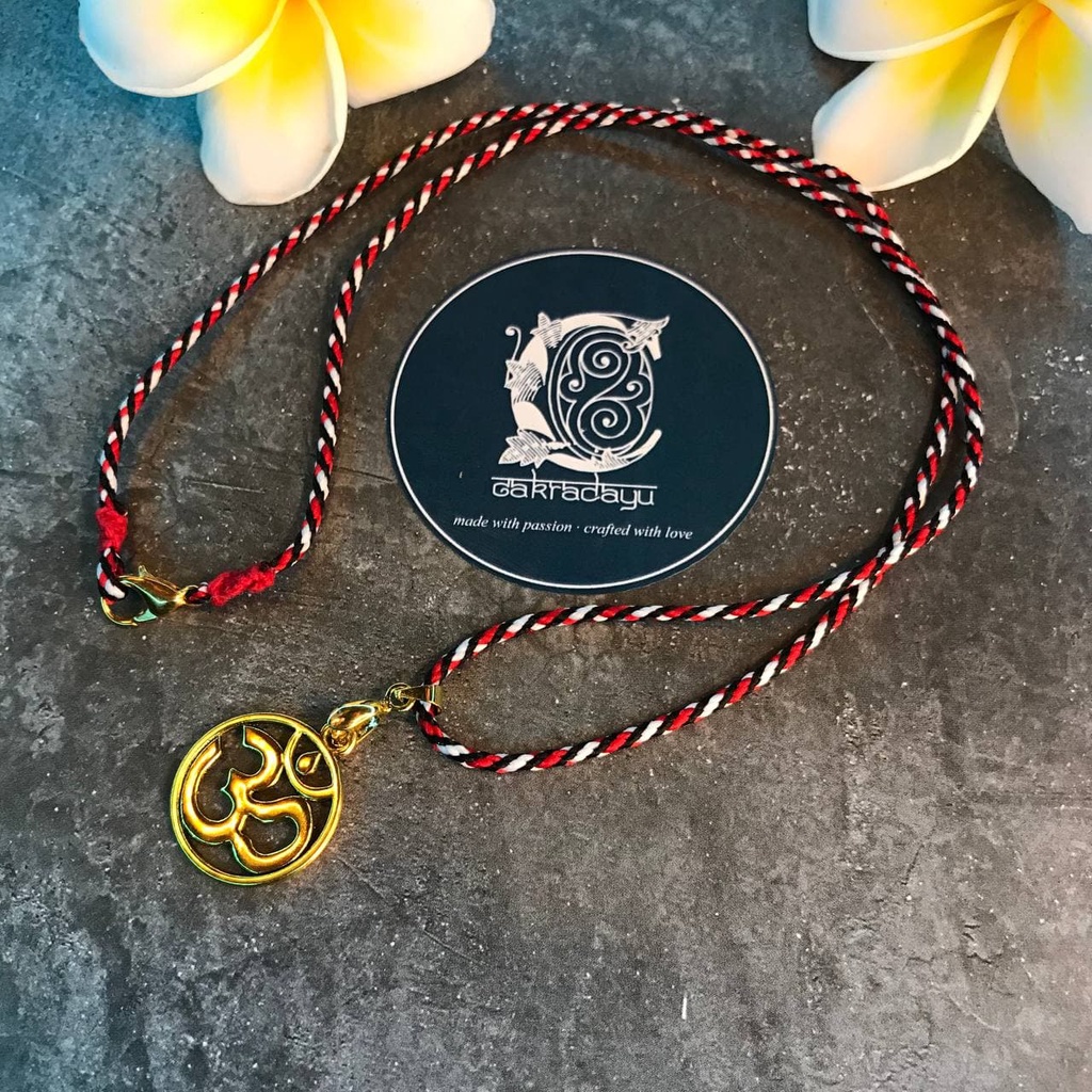 Jual CAKRADAYU Kalung Tridatu Omkara Ongkara asli khas Bali | Shopee ...