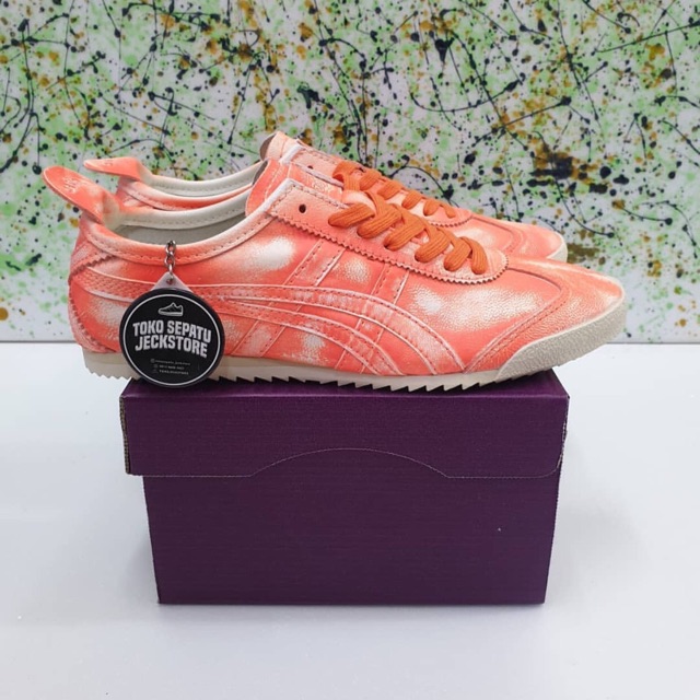 Jual SEPATU ONITSUKA TIGER DELUXE MEXICO 66 CARBON ORANGE MADE IN JAPAN | Shopee Indonesia