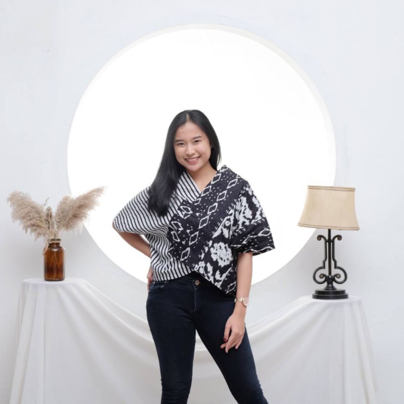 Jual BAJU COUPLE CROP TOP BATIK KEMEJA PRIA LENGAN PANJANG MOTIF TENUN ...