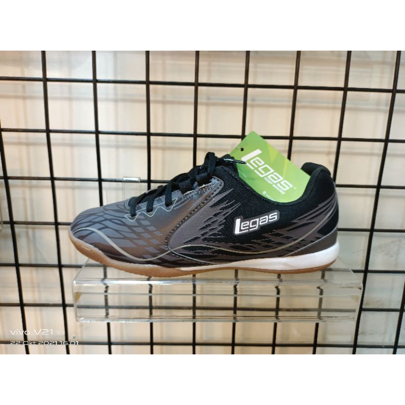 Jual Sepatu League Legas Abu Futsal Pria Flammenco La Original Murah ...