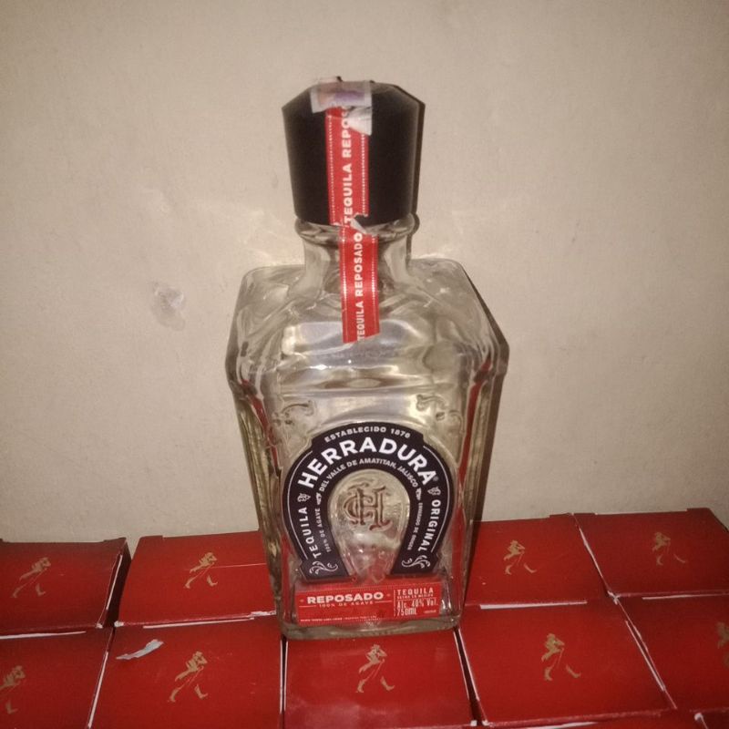 Jual MURAH !! BOTOL BEKAS MIRAS IMPOR / BOTOL ANTIK KOLEKSI | Shopee ...