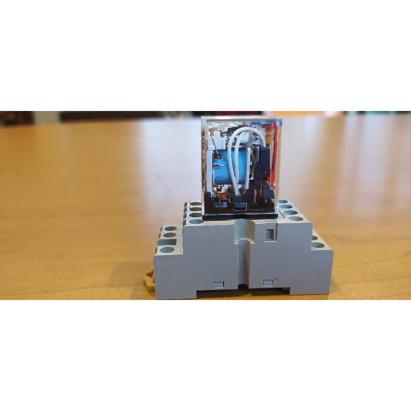 Jual RELAY#OMRON-MY2N-24VDC+Socket | Shopee Indonesia