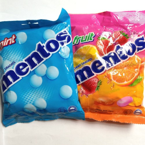 Jual Permen MENTOS Mint / Fruit Per Pack Isi 50 Pcs - Mentos Pedas ...