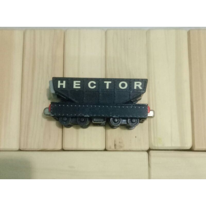 Jual THOMAS AND FRIENDS HECTOR MAGNET PRELOVED | Shopee Indonesia