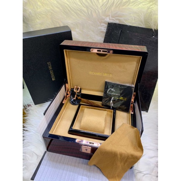 Jual Box RM Box Ekslusif RM Box Ori Rm Kotak jam RM Kotak Jam Tangan RM ...