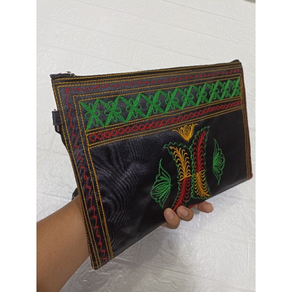 Jual Dompet poch bordiran motif khas Aceh / Dompet tangan bordiran ...