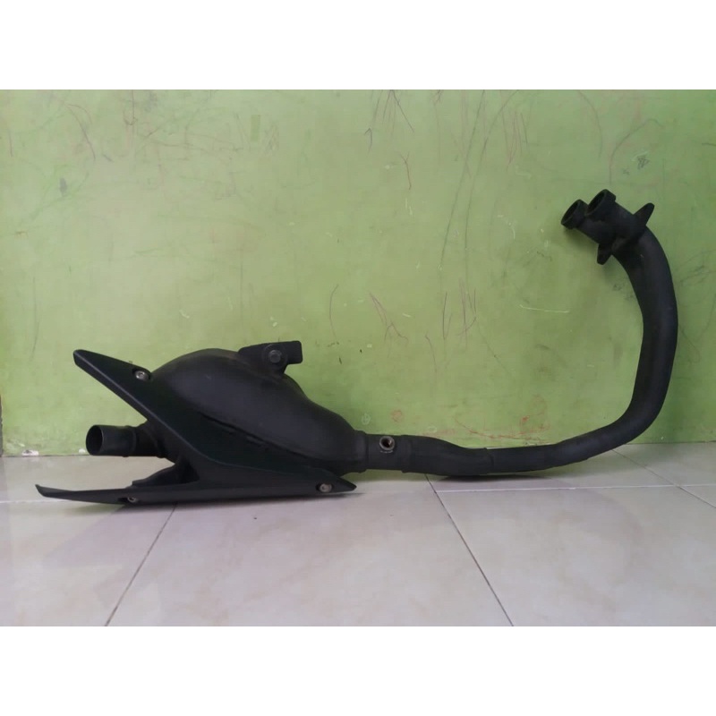 Jual HEADER LEHERAN KNALPOT R25/MT25 ORI COPOTAN | Shopee Indonesia