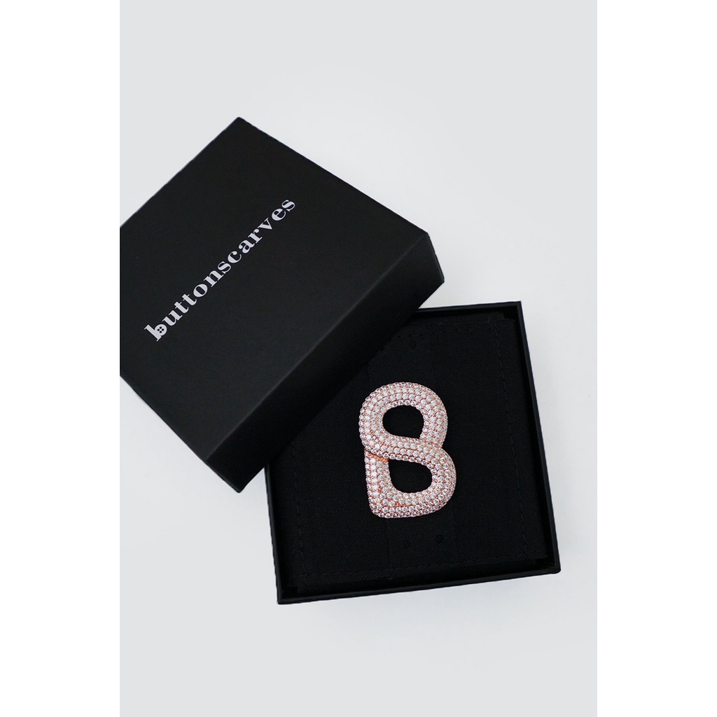 Jual LUXE SIGNATURE BROOCH IN LIGHT PINK | Shopee Indonesia