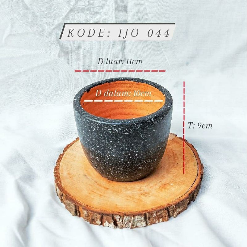 Jual POT TERAKOTA / GERABAH / TANAH LIAT / TERACOTTA IJO 044 | Shopee ...