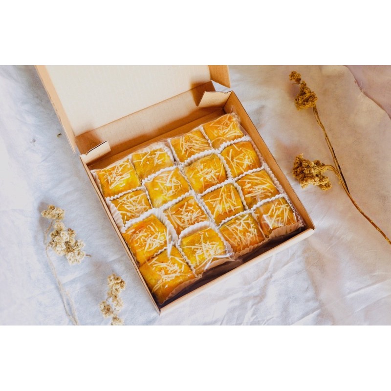 Jual Pisang Bolen / Bolen Coklat (box besar-isi 16 pcs)- Hampers Food ...