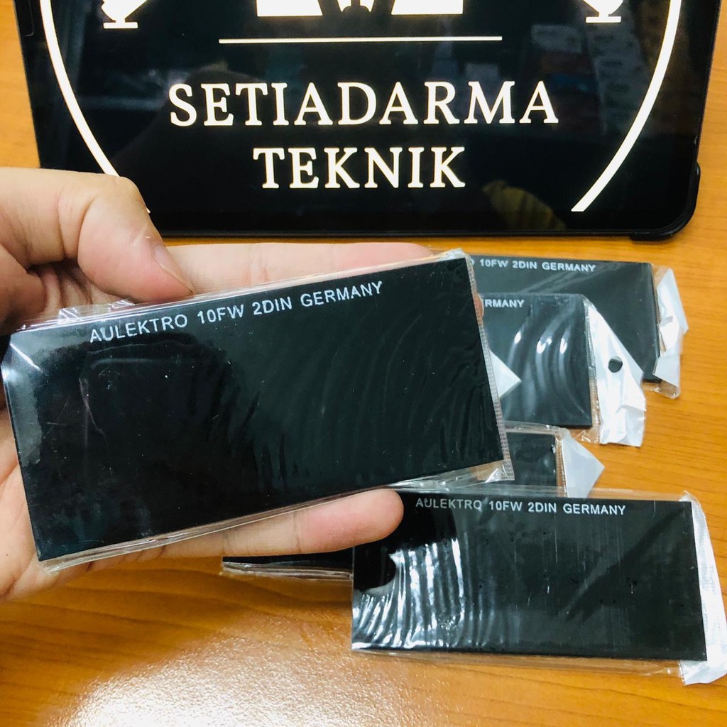 Jual KACA LAS HITAM DIN10 GERMANY SATUAN | Shopee Indonesia