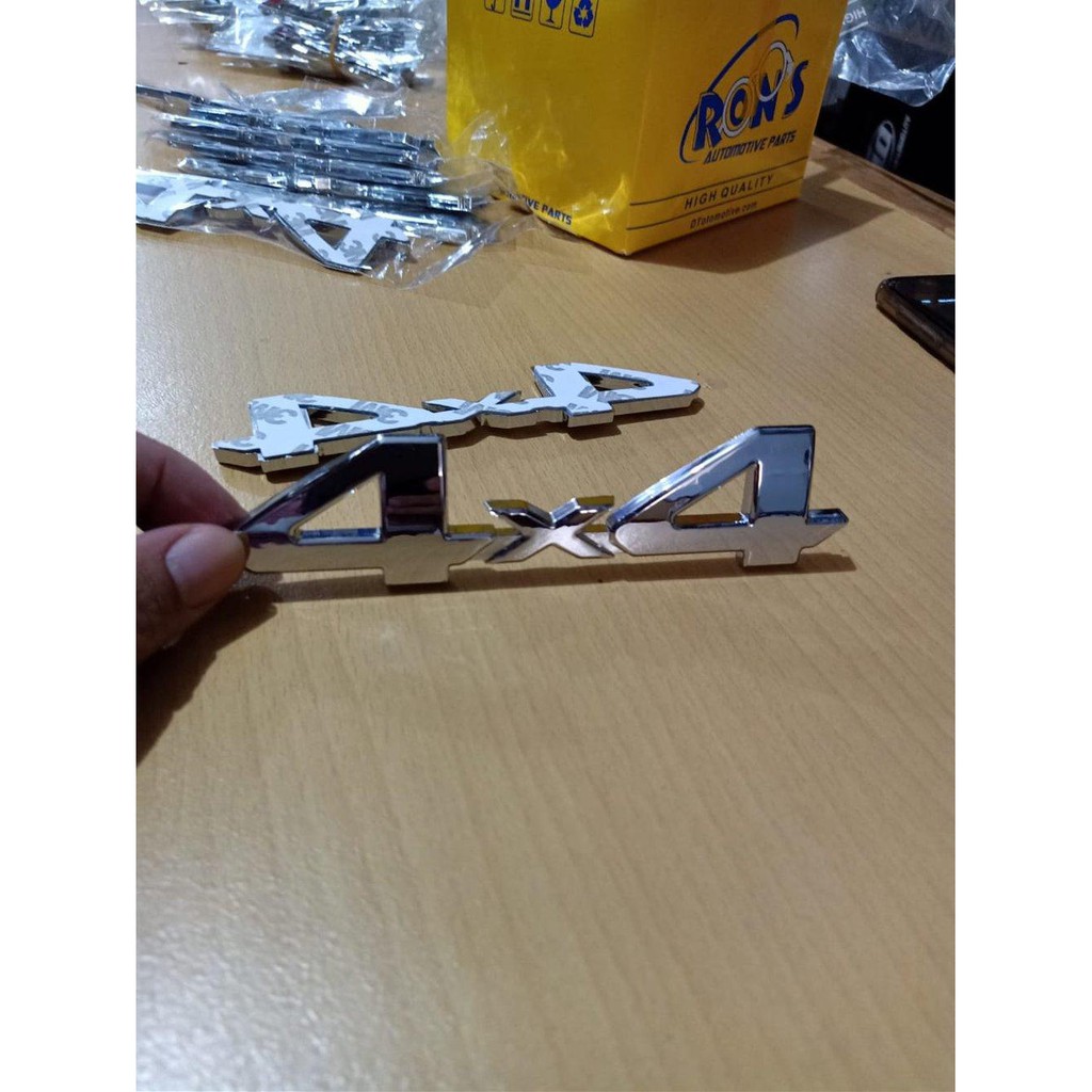 Jual emblem logo tulisan 4 x 4 rata Dt silver | Shopee Indonesia