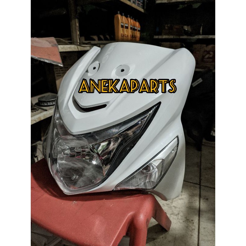 Jual tameng dasi depan plus replektor lampu dan sein Beat pop putih ...