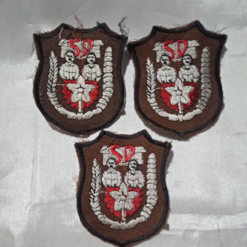 Jual badge seragam SD merah putih | Shopee Indonesia