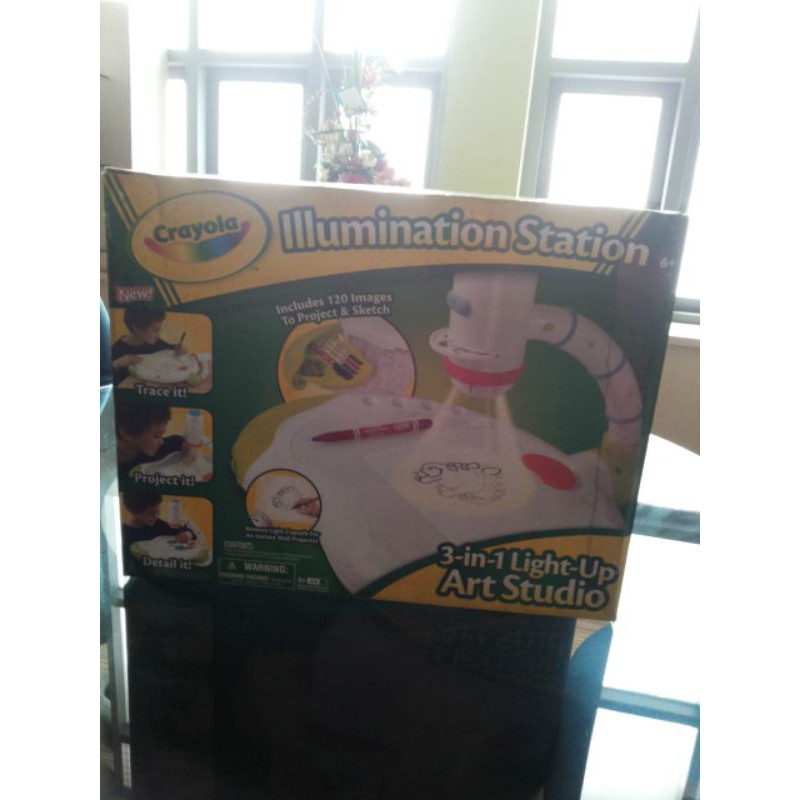 Jual Crayola ILLUMINATION STATION 3-in-1 LIGHT-UP ART STUDIO | Shopee ...