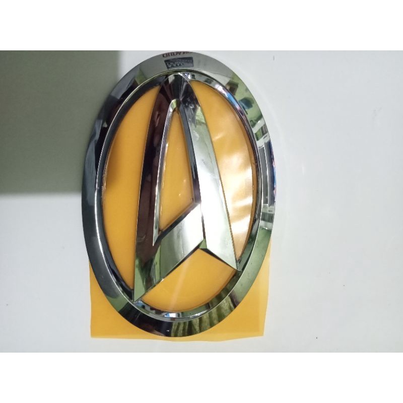 Jual emblem Daihatsu logo depan belakang grandmax, Luxio original ...