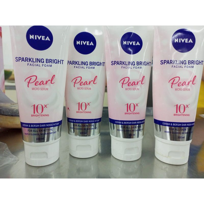 Jual Nivea Sparkling White Whitening Facial Foam 100ml | Shopee Indonesia