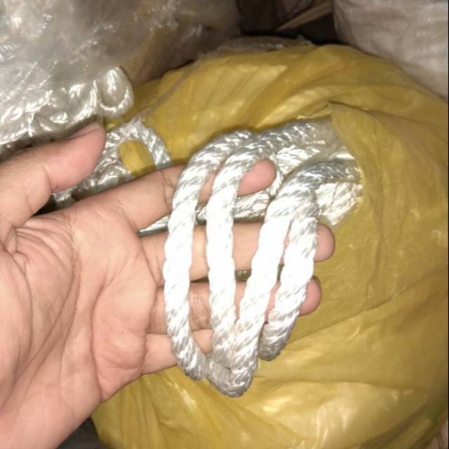 Jual tali tambang nylon 6mm, tali ikat hewan qurban, tali ikat, tali ...