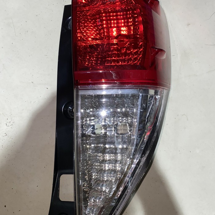 Jual Lampu stop innova reborn second | Shopee Indonesia