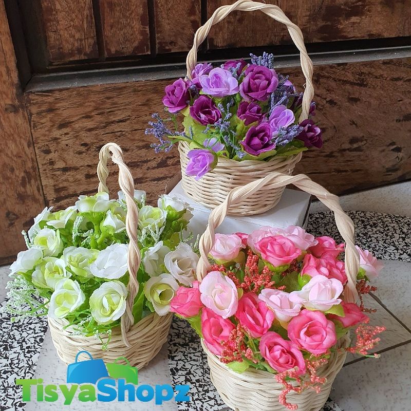 Jual Keranjang Rotan + Bunga Mawar Mini Set | Shopee Indonesia