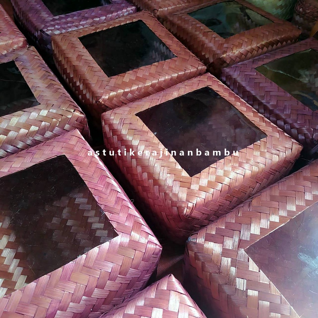 Jual Sepasang Besek Mika Warna 30 x 30 x 10 cm/Besek Jumbo/Besek Besar ...